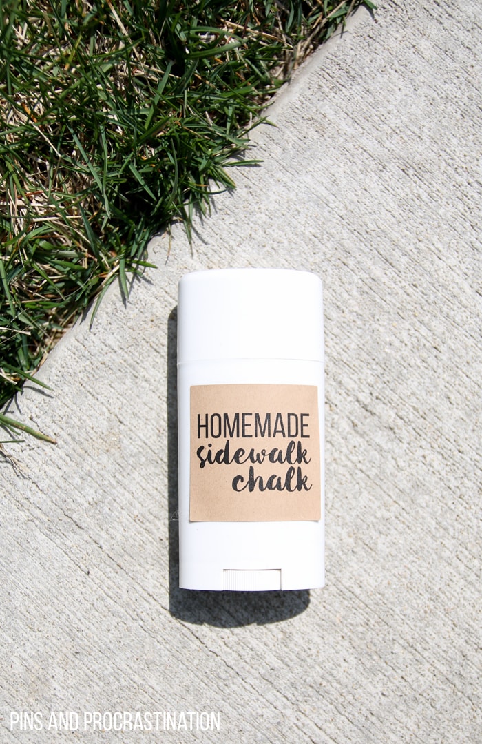 diy sidewalk chalk2-5-min - Pins and Procrastination